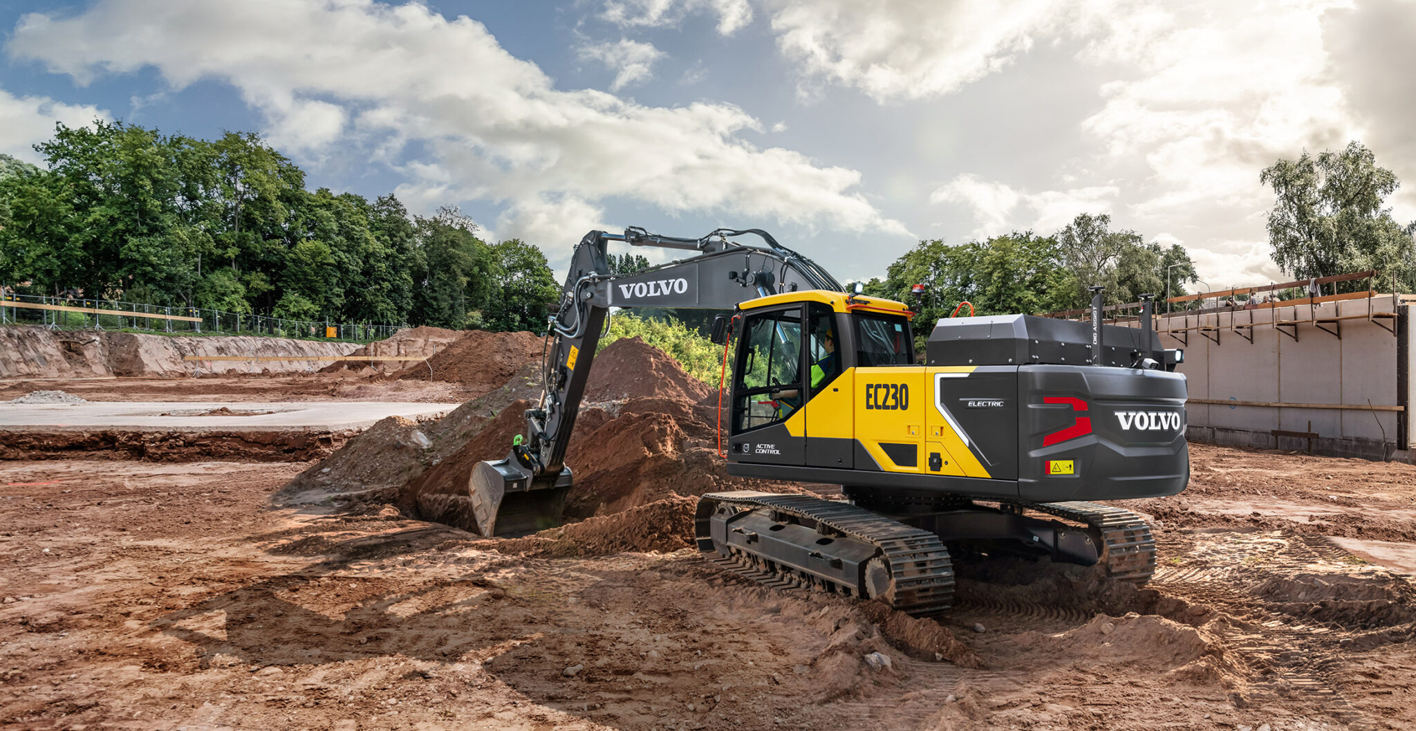 Volvo presenta su excavadora más grande